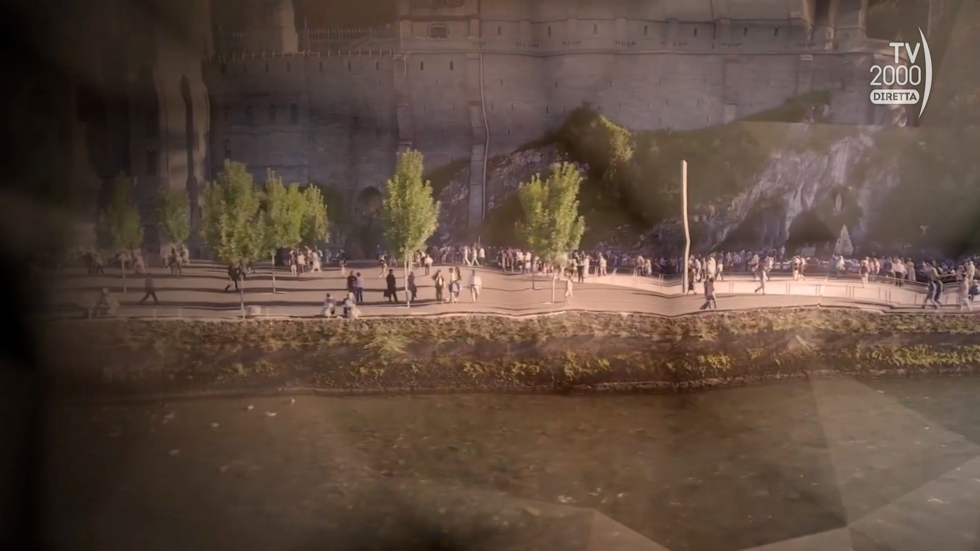 Santo Rosario Da Lourdes 7 Gennaio 2026 Prega Con Noi